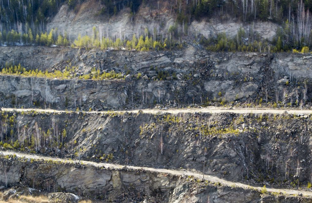 Grafitul, România și mineritul unui material care a marcat istoria prin ...