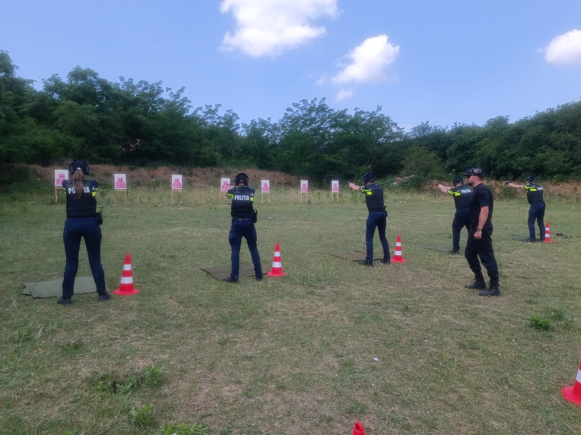 La Vaslui, pregătirea profesională a tinerilor polițiști, o prioritate