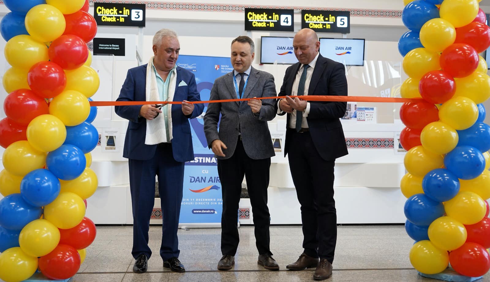 Bacău: Inaugurarea bazei operaționale DAN AIR (Foto) - Jurnal FM